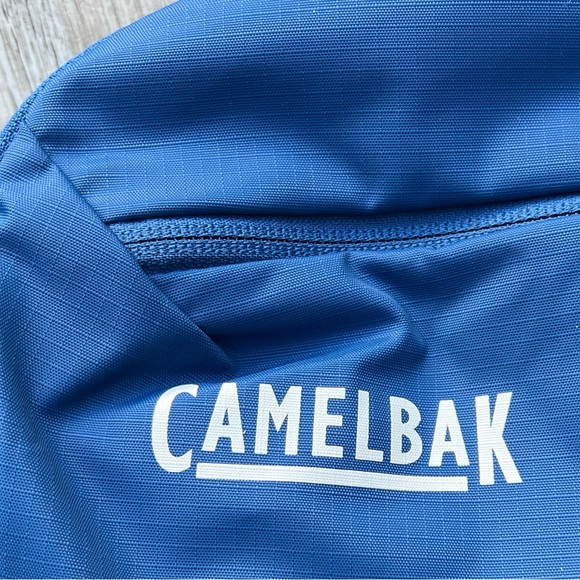 Camelbak | Bags | Nwot Camelbak Rim Runner X 22 Hydration Backpack ...